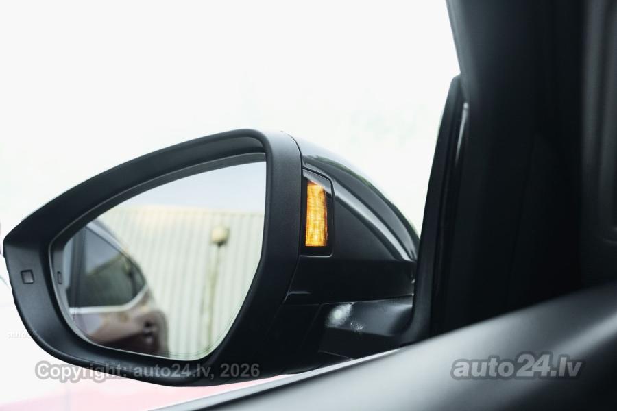 Pelēks Audi E-Tron 2020 Tallina, ar dzinēja tilpumu 0.00 L un nobraukumu 139 tūkst. km par 30999 €, foto 12 vietnē AUTOMOTO.COM.LV