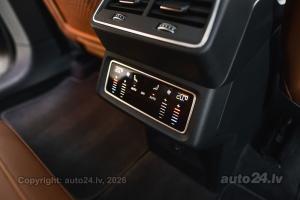 Pelēks Audi E-Tron 2020 Tallina, ar dzinēja tilpumu 0.00 L un nobraukumu 139 tūkst. km par 30999 €, foto 19 vietnē AUTOMOTO.COM.LV