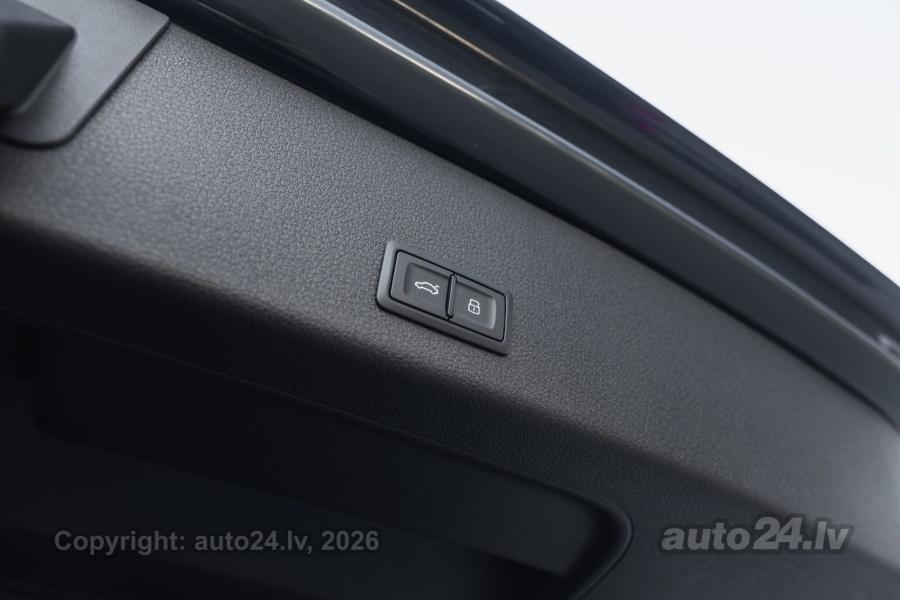 Pelēks Audi E-Tron 2020 Tallina, ar dzinēja tilpumu 0.00 L un nobraukumu 139 tūkst. km par 30999 €, foto 21 vietnē AUTOMOTO.COM.LV