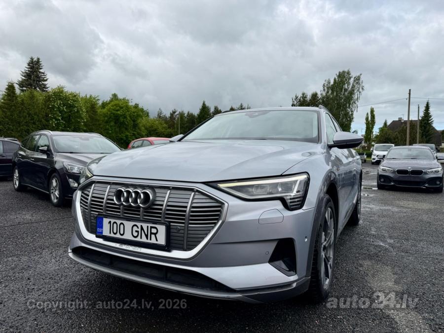 Pelēks Audi E-Tron 2020 Tartu, ar dzinēja tilpumu 0.00 L un nobraukumu 155 tūkst. km par 23900 €, foto 3 vietnē AUTOMOTO.COM.LV