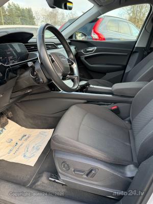 Pelēks Audi E-Tron 2020 Tartu, ar dzinēja tilpumu 0.00 L un nobraukumu 155 tūkst. km par 23900 €, foto 13 vietnē AUTOMOTO.COM.LV