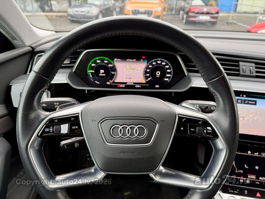 Pelēks Audi E-Tron 2020 Tartu, ar dzinēja tilpumu 0.00 L un nobraukumu 155 tūkst. km par 23900 €, foto 20 vietnē AUTOMOTO.COM.LV