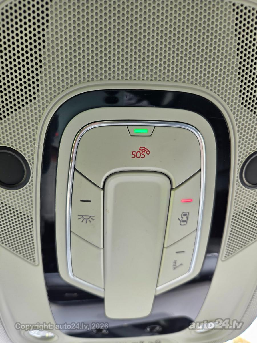 Серый Ауди E-Tron 2021 в Таллин, объемом двигателя 0.00 л и пробегом 120 тыс. км за 26500 €, фото 14 на AUTOMOTO.COM.LV