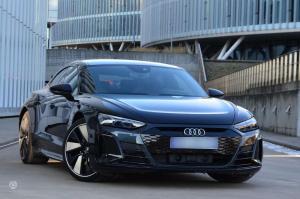 Black Audi E-tron GT 2021 in Vilnius, with an engine capacity of 0.00 L and mileage of 141 thousand km for 44990 €, photo 3 on AUTOMOTO.COM.LV