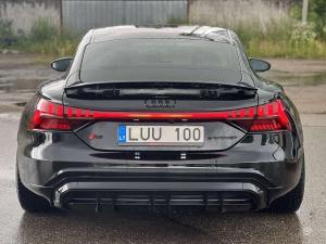 Melns Audi E-tron GT 2022 Ukmergė, ar dzinēja tilpumu 0.00 L un nobraukumu 110 tūkst. km par 52500 €, foto 5 vietnē AUTOMOTO.COM.LV