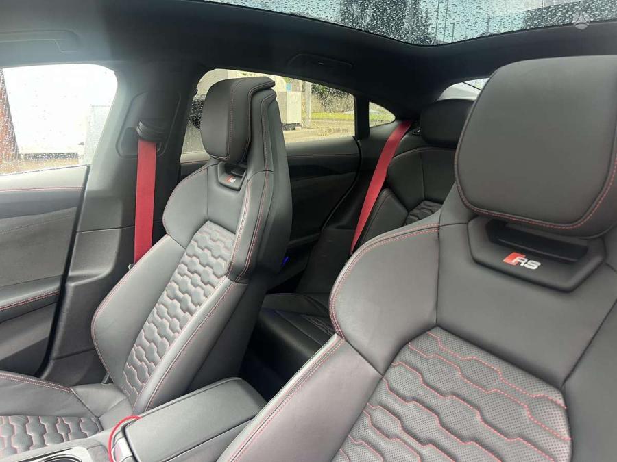 Melns Audi E-tron GT 2022 Ukmergė, ar dzinēja tilpumu 0.00 L un nobraukumu 110 tūkst. km par 52500 €, foto 13 vietnē AUTOMOTO.COM.LV