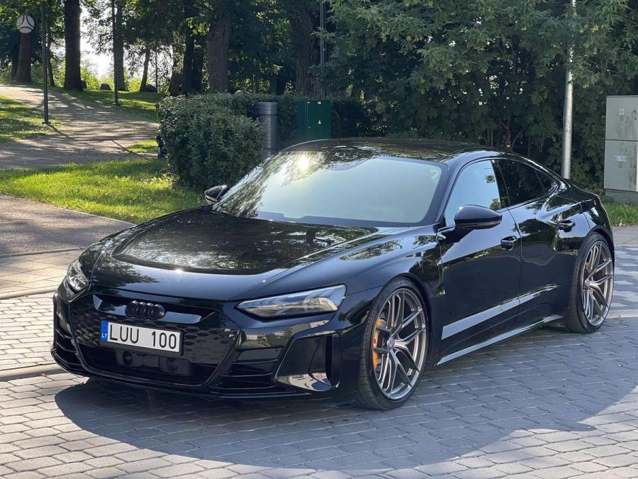 Melns Audi E-tron GT 2022 Ukmergė, ar dzinēja tilpumu 0.00 L un nobraukumu 105 tūkst. km par 54500 €, foto 5 vietnē AUTOMOTO.COM.LV