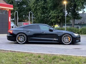 Melns Audi E-tron GT 2022 Ukmergė, ar dzinēja tilpumu 0.00 L un nobraukumu 105 tūkst. km par 54500 €, foto 7 vietnē AUTOMOTO.COM.LV