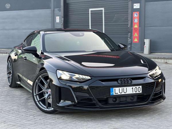 Black Audi E-tron GT 2022 in Ukmerge, with an engine capacity of 0.00 L and mileage of 115 thousand km for 49950 €, photo 1 on AUTOMOTO.COM.LV