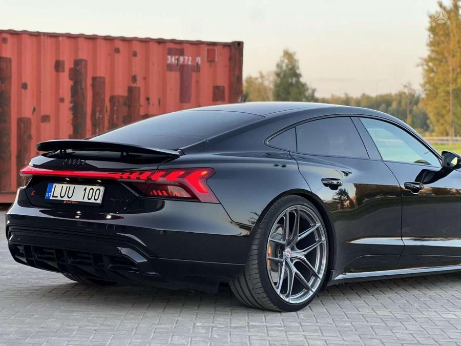 Melns Audi E-tron GT 2022 Ukmergė, ar dzinēja tilpumu 0.00 L un nobraukumu 115 tūkst. km par 49950 €, foto 14 vietnē AUTOMOTO.COM.LV