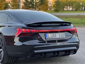 Melns Audi E-tron GT 2022 Ukmergė, ar dzinēja tilpumu 0.00 L un nobraukumu 115 tūkst. km par 49950 €, foto 17 vietnē AUTOMOTO.COM.LV