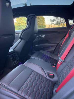 Melns Audi E-tron GT 2022 Ukmergė, ar dzinēja tilpumu 0.00 L un nobraukumu 115 tūkst. km par 49950 €, foto 21 vietnē AUTOMOTO.COM.LV