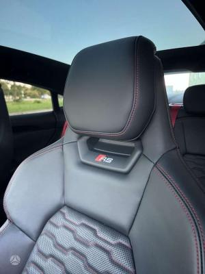 Melns Audi E-tron GT 2022 Ukmergė, ar dzinēja tilpumu 0.00 L un nobraukumu 115 tūkst. km par 49950 €, foto 27 vietnē AUTOMOTO.COM.LV