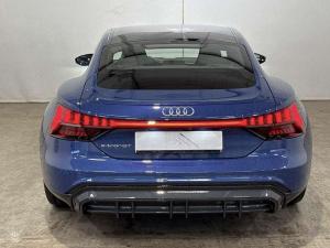 Zils Audi E-tron GT 2023 Viļņa, ar dzinēja tilpumu 0.00 L un nobraukumu 84 tūkst. km par 49888 €, foto 12 vietnē AUTOMOTO.COM.LV