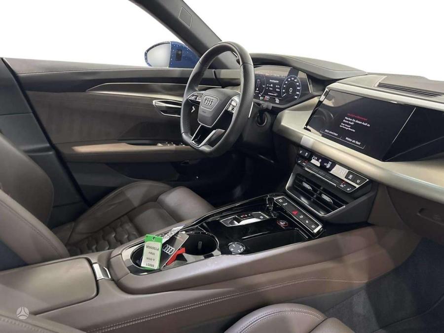 Zils Audi E-tron GT 2023 Viļņa, ar dzinēja tilpumu 0.00 L un nobraukumu 84 tūkst. km par 49888 €, foto 13 vietnē AUTOMOTO.COM.LV