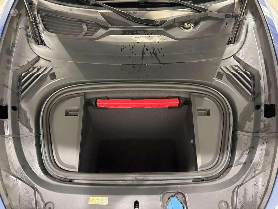 Zils Audi E-tron GT 2023 Viļņa, ar dzinēja tilpumu 0.00 L un nobraukumu 84 tūkst. km par 49888 €, foto 16 vietnē AUTOMOTO.COM.LV