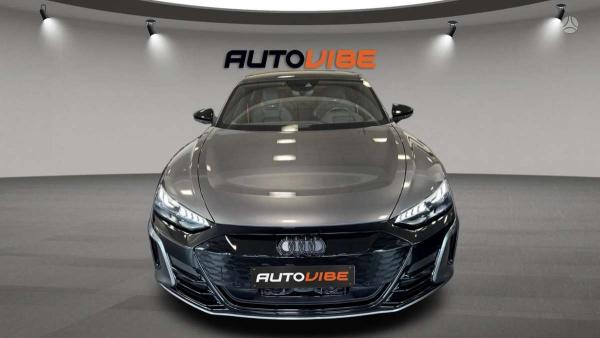 Grey Audi E-tron GT 2025 in Vilnius, with an engine capacity of 0.00 L and mileage of 12 thousand km for 68111 €, photo 3 on AUTOMOTO.COM.LV