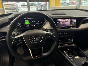 Pelēks Audi E-tron GT 2025 Viļņa, ar dzinēja tilpumu 0.00 L un nobraukumu 12 tūkst. km par 68111 €, foto 8 vietnē AUTOMOTO.COM.LV