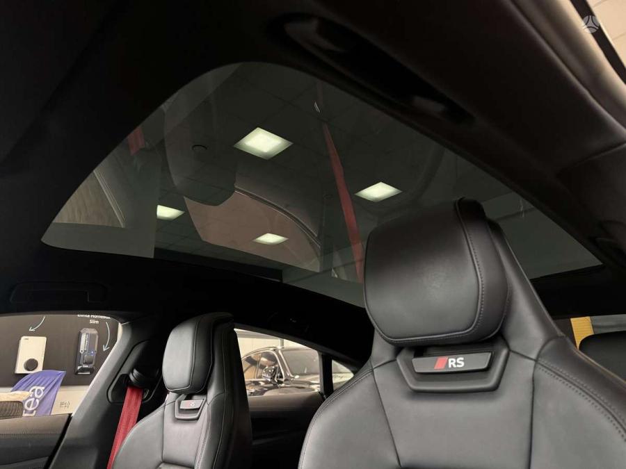 Pelēks Audi E-tron GT 2025 Viļņa, ar dzinēja tilpumu 0.00 L un nobraukumu 12 tūkst. km par 68111 €, foto 12 vietnē AUTOMOTO.COM.LV