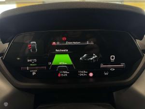 Pelēks Audi E-tron GT 2025 Viļņa, ar dzinēja tilpumu 0.00 L un nobraukumu 12 tūkst. km par 68111 €, foto 23 vietnē AUTOMOTO.COM.LV