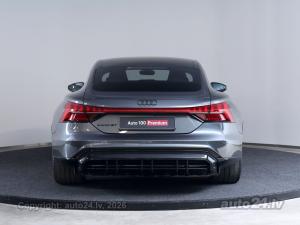 Pelēks Audi E-tron GT 2021 Tallina, ar dzinēja tilpumu 0.00 L un nobraukumu 61 tūkst. km par 49900 €, foto 9 vietnē AUTOMOTO.COM.LV