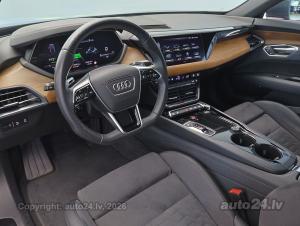 Pelēks Audi E-tron GT 2021 Tallina, ar dzinēja tilpumu 0.00 L un nobraukumu 61 tūkst. km par 49900 €, foto 11 vietnē AUTOMOTO.COM.LV