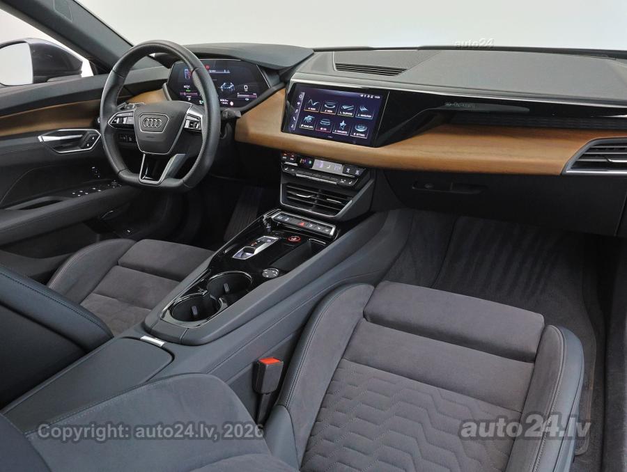Pelēks Audi E-tron GT 2021 Tallina, ar dzinēja tilpumu 0.00 L un nobraukumu 61 tūkst. km par 49900 €, foto 19 vietnē AUTOMOTO.COM.LV