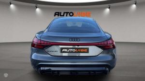Pelēks Audi E-tron GT 2021 Viļņa, ar dzinēja tilpumu 0.00 L un nobraukumu 107 tūkst. km par 41989 €, foto 4 vietnē AUTOMOTO.COM.LV