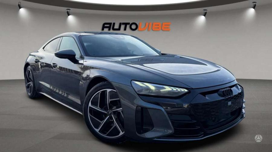 Pelēks Audi E-tron GT 2021 Viļņa, ar dzinēja tilpumu 0.00 L un nobraukumu 107 tūkst. km par 41989 €, foto 6 vietnē AUTOMOTO.COM.LV