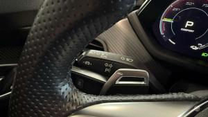 Pelēks Audi E-tron GT 2021 Viļņa, ar dzinēja tilpumu 0.00 L un nobraukumu 107 tūkst. km par 41989 €, foto 19 vietnē AUTOMOTO.COM.LV