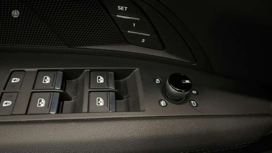 Pelēks Audi E-tron GT 2021 Viļņa, ar dzinēja tilpumu 0.00 L un nobraukumu 107 tūkst. km par 41989 €, foto 24 vietnē AUTOMOTO.COM.LV