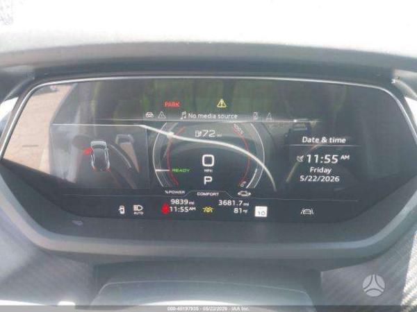 Grey Audi E-tron GT 2024 in Klaipeda, with an engine capacity of 0.00 L and mileage of 16 thousand km for 25000 €, photo 7 on AUTOMOTO.COM.LV