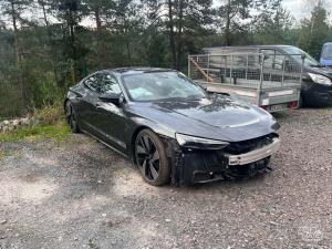 Audi E-tron GT 2021 in Klaipeda, with an engine capacity of 0.00 L and mileage of 28 thousand km for 27500 €, photo  on AUTOMOTO.COM.LV