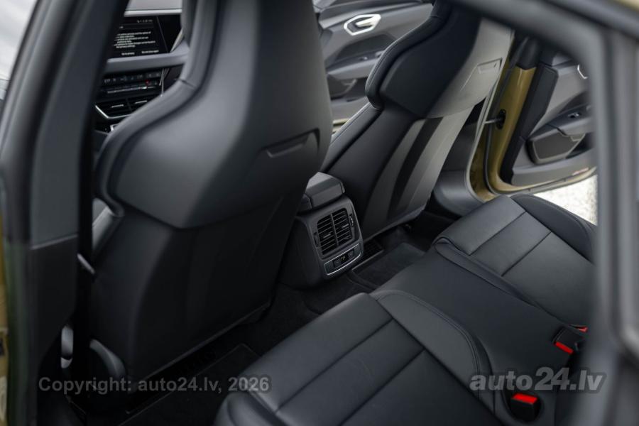Audi E-tron GT 2023 Tallina, ar dzinēja tilpumu 0.00 L un nobraukumu 59 tūkst. km par 55900 €, foto 12 vietnē AUTOMOTO.COM.LV