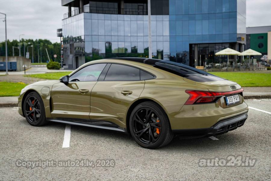 Audi E-tron GT 2023 Tallina, ar dzinēja tilpumu 0.00 L un nobraukumu 59 tūkst. km par 55900 €, foto 23 vietnē AUTOMOTO.COM.LV