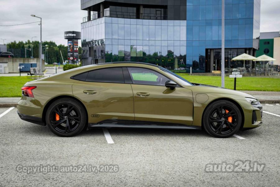 Audi E-tron GT 2023 Tallina, ar dzinēja tilpumu 0.00 L un nobraukumu 59 tūkst. km par 55900 €, foto 26 vietnē AUTOMOTO.COM.LV