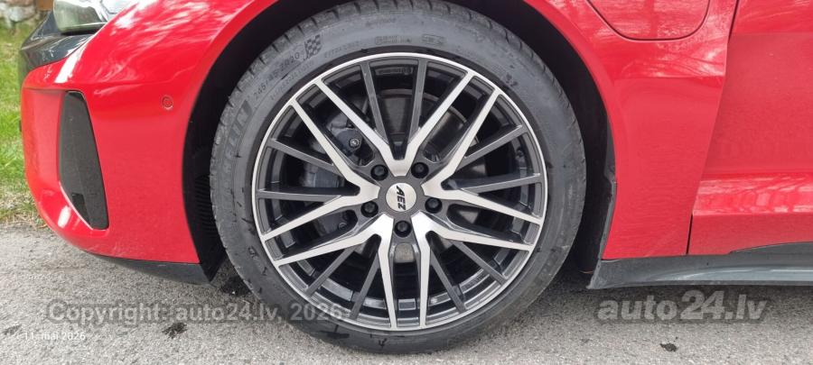 Sarkans Audi E-tron GT 2022 Tallina, ar dzinēja tilpumu 0.00 L un nobraukumu 98 tūkst. km par 44900 €, foto 16 vietnē AUTOMOTO.COM.LV