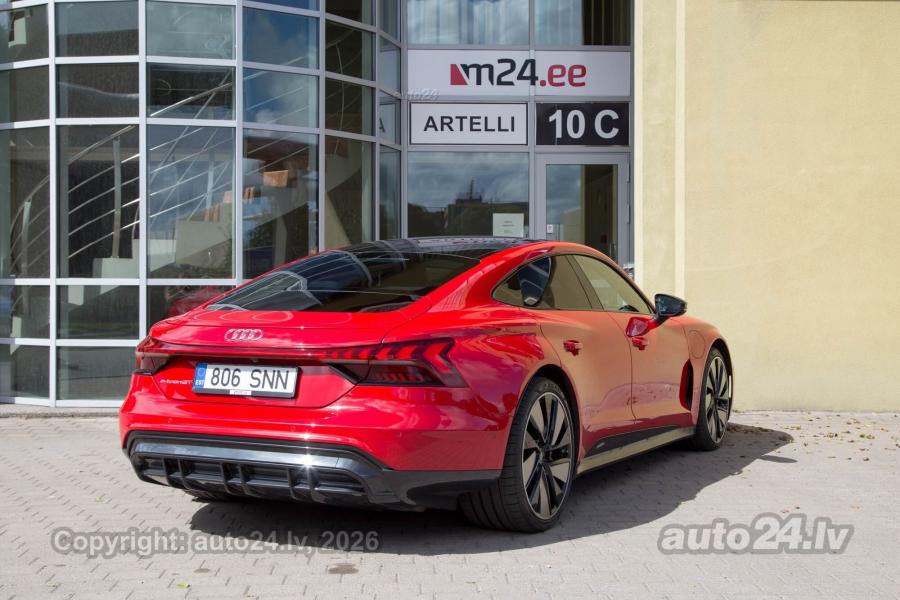 Sarkans Audi E-tron GT 2022 Tallina, ar dzinēja tilpumu 0.00 L un nobraukumu 102 tūkst. km par 45490 €, foto 9 vietnē AUTOMOTO.COM.LV