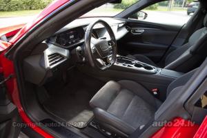 Sarkans Audi E-tron GT 2022 Tallina, ar dzinēja tilpumu 0.00 L un nobraukumu 102 tūkst. km par 45490 €, foto 12 vietnē AUTOMOTO.COM.LV