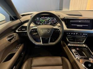 Balts Audi E-tron GT 2023 Kauņa, ar dzinēja tilpumu 0.00 L un nobraukumu 7 tūkst. km par 57990 €, foto 23 vietnē AUTOMOTO.COM.LV