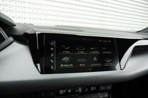 White Audi E-tron GT 2021 in Marupe, with an engine capacity of 0.00 L and mileage of 87 thousand km for 54600 €, photo 21 on AUTOMOTO.COM.LV