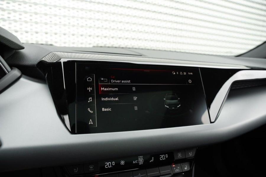 White Audi E-tron GT 2021 in Marupe, with an engine capacity of 0.00 L and mileage of 87 thousand km for 54600 €, photo 24 on AUTOMOTO.COM.LV