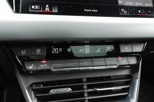 White Audi E-tron GT 2021 in Marupe, with an engine capacity of 0.00 L and mileage of 87 thousand km for 54600 €, photo 29 on AUTOMOTO.COM.LV