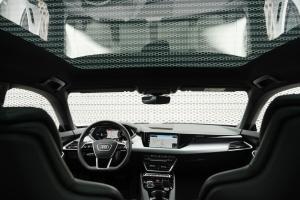 White Audi E-tron GT 2021 in Marupe, with an engine capacity of 0.00 L and mileage of 87 thousand km for 54600 €, photo 33 on AUTOMOTO.COM.LV