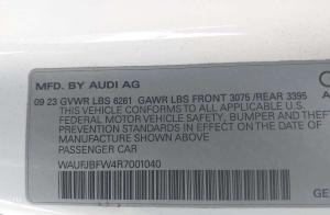 White Audi E-tron GT 2024 in Vilnius, with an engine capacity of 0.00 L and mileage of 33 thousand km for 38800 €, photo 21 on AUTOMOTO.COM.LV