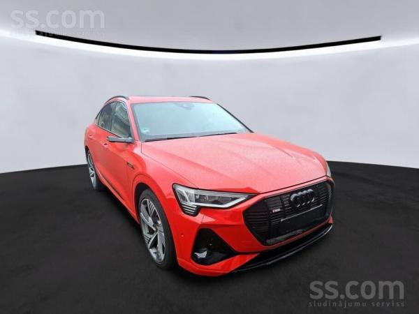 Oranžs Audi E-Tron 2022 Rīga, ar dzinēja tilpumu 0.00 L un nobraukumu 11 tūkst. km par 45500 €, foto 1 vietnē AUTOMOTO.COM.LV