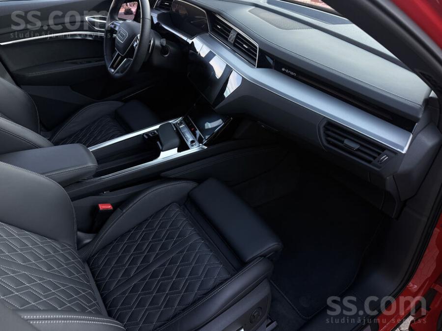 Sarkans Audi E-Tron 2022 Rīga, ar dzinēja tilpumu 0.00 L un nobraukumu 12 tūkst. km par 43750 €, foto 13 vietnē AUTOMOTO.COM.LV