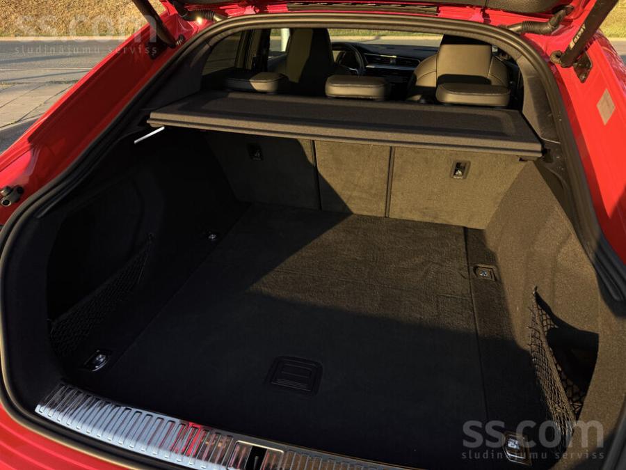 Sarkans Audi E-Tron 2022 Rīga, ar dzinēja tilpumu 0.00 L un nobraukumu 12 tūkst. km par 43750 €, foto 14 vietnē AUTOMOTO.COM.LV
