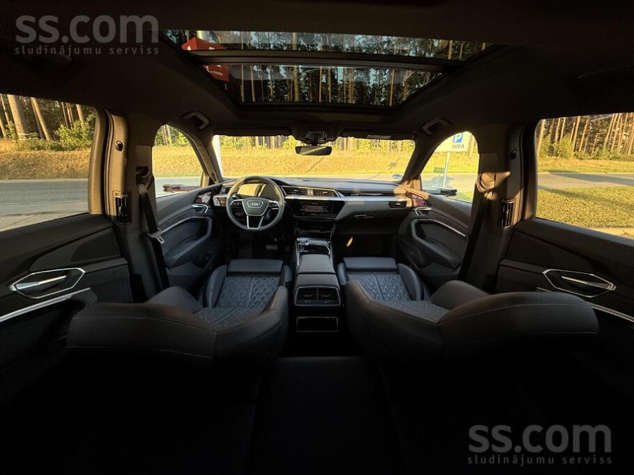 Sarkans Audi E-Tron 2022 Rīga, ar dzinēja tilpumu 0.00 L un nobraukumu 12 tūkst. km par 43750 €, foto 17 vietnē AUTOMOTO.COM.LV