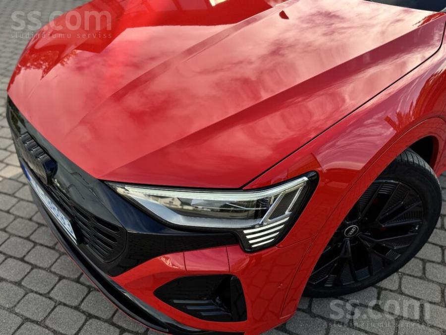 Sarkans Audi E-Tron 2023 Tukums, ar dzinēja tilpumu 0.00 L un nobraukumu 56 tūkst. km par 57500 €, foto 6 vietnē AUTOMOTO.COM.LV